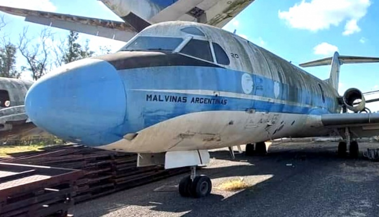 Reúnen fondos para llevar a Córdoba el avión Fokker que aterrizó en ...